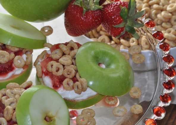 Gluten Free Apple Cinnamon Cheerios Snacks with Strawberry Fluff