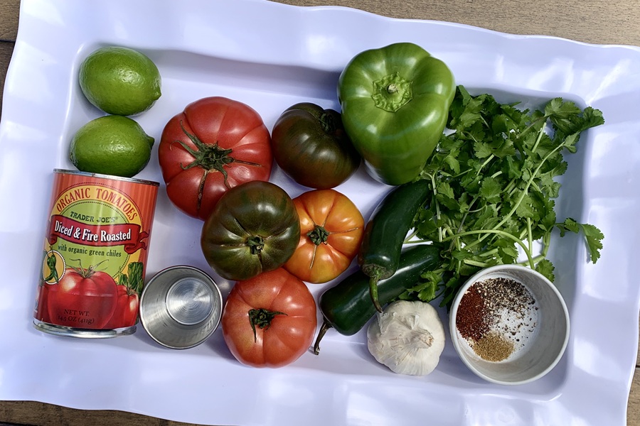 Perfect Homemade Salsa Recipe for Chips & Tacos